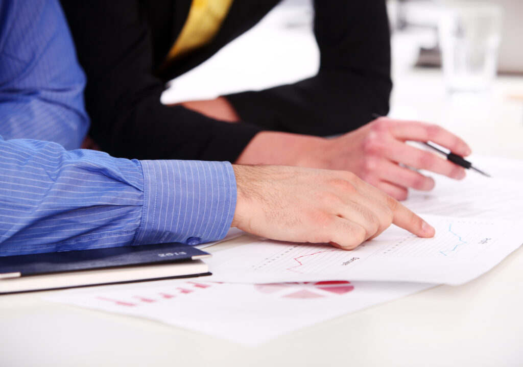 What are Freight Contracts? & What are Their Types?